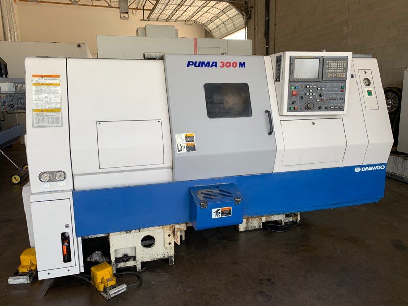 Used DAEWOO Puma 300 MB CNC Lathe 350
