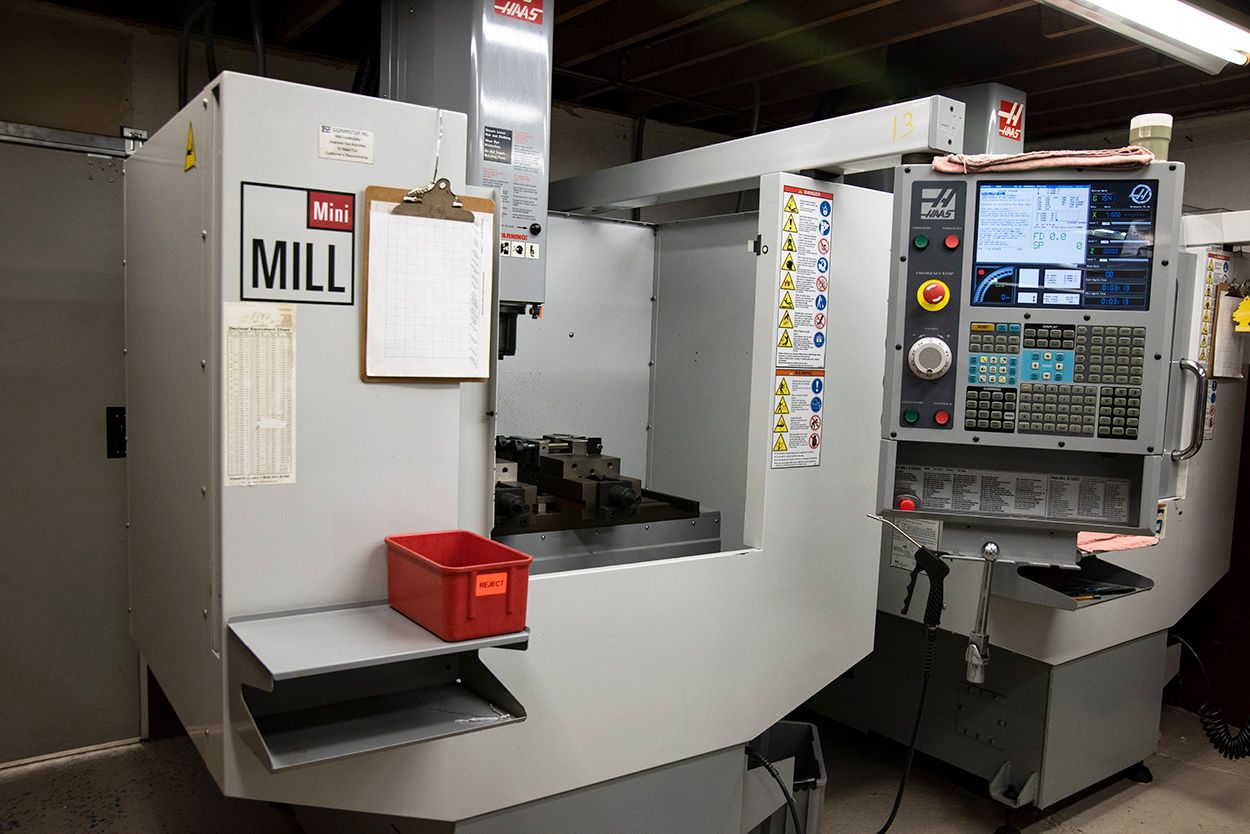 HAAS MINI MILL 2007 - Vertical Machining Center | CNC Machines