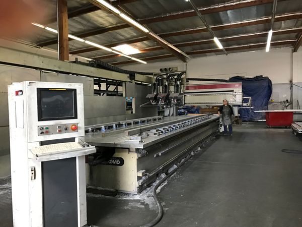 Used KOMO VR530TG MACH III Vertical Machining Center #203