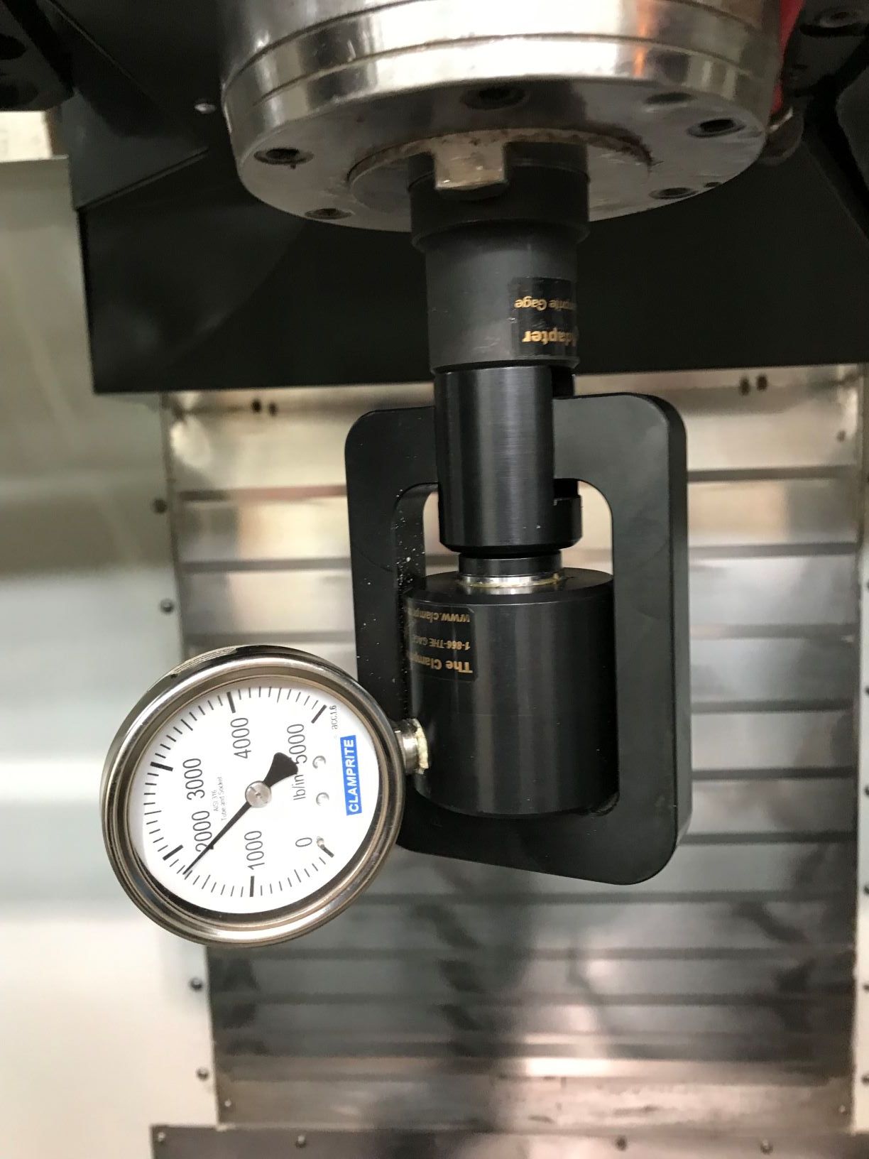 HAAS VF5-40XT 2005 - Vertical Machining Center | CNC Machines