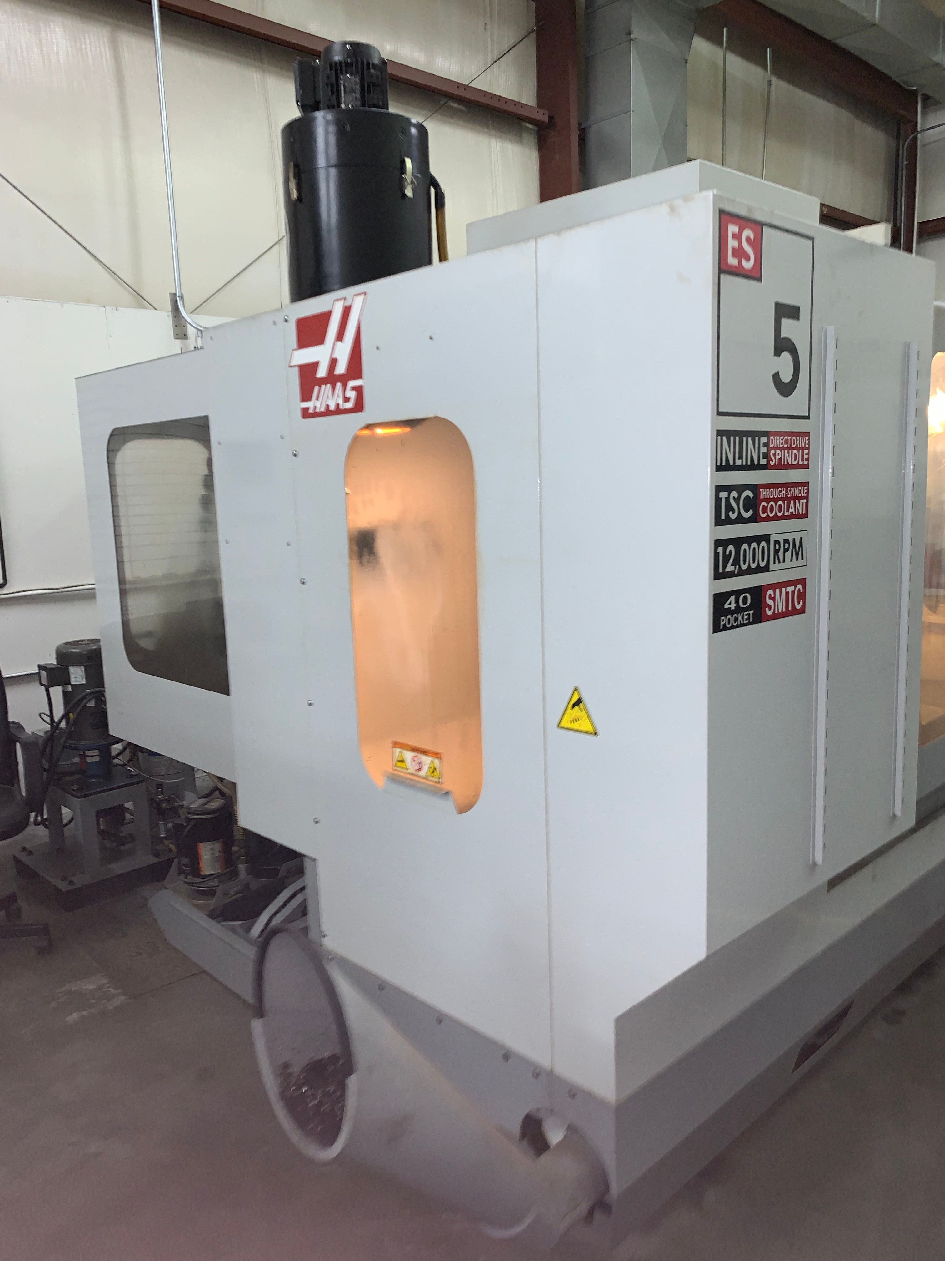 Used HAAS ES 5 4T Horizontal Machining Center | CNCMachines.com