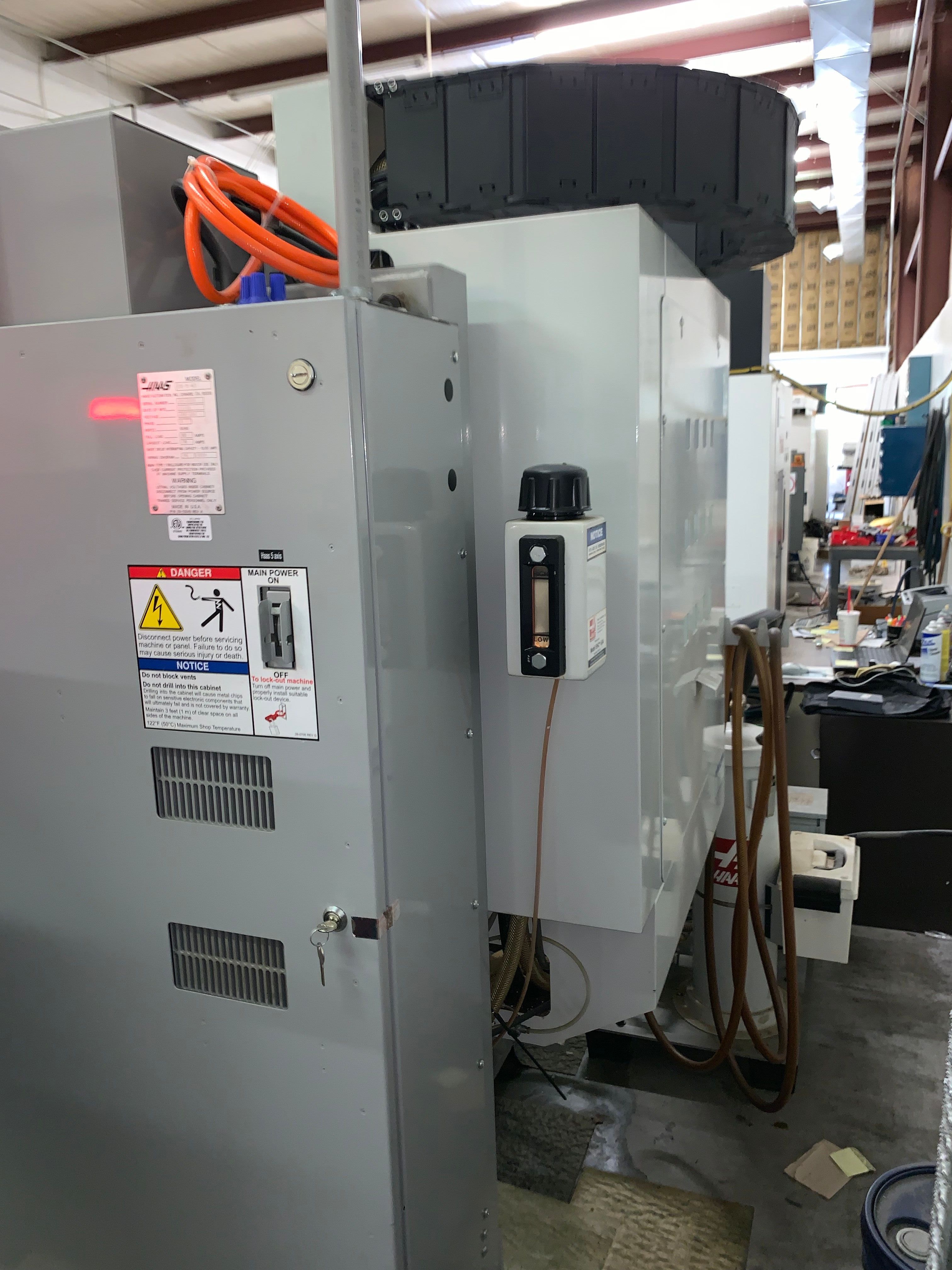 Used HAAS ES 5 4T Horizontal Machining Center | CNCMachines.com