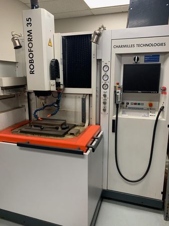 Used CHARMILLES ROBOFORM 35 EDM #3494
