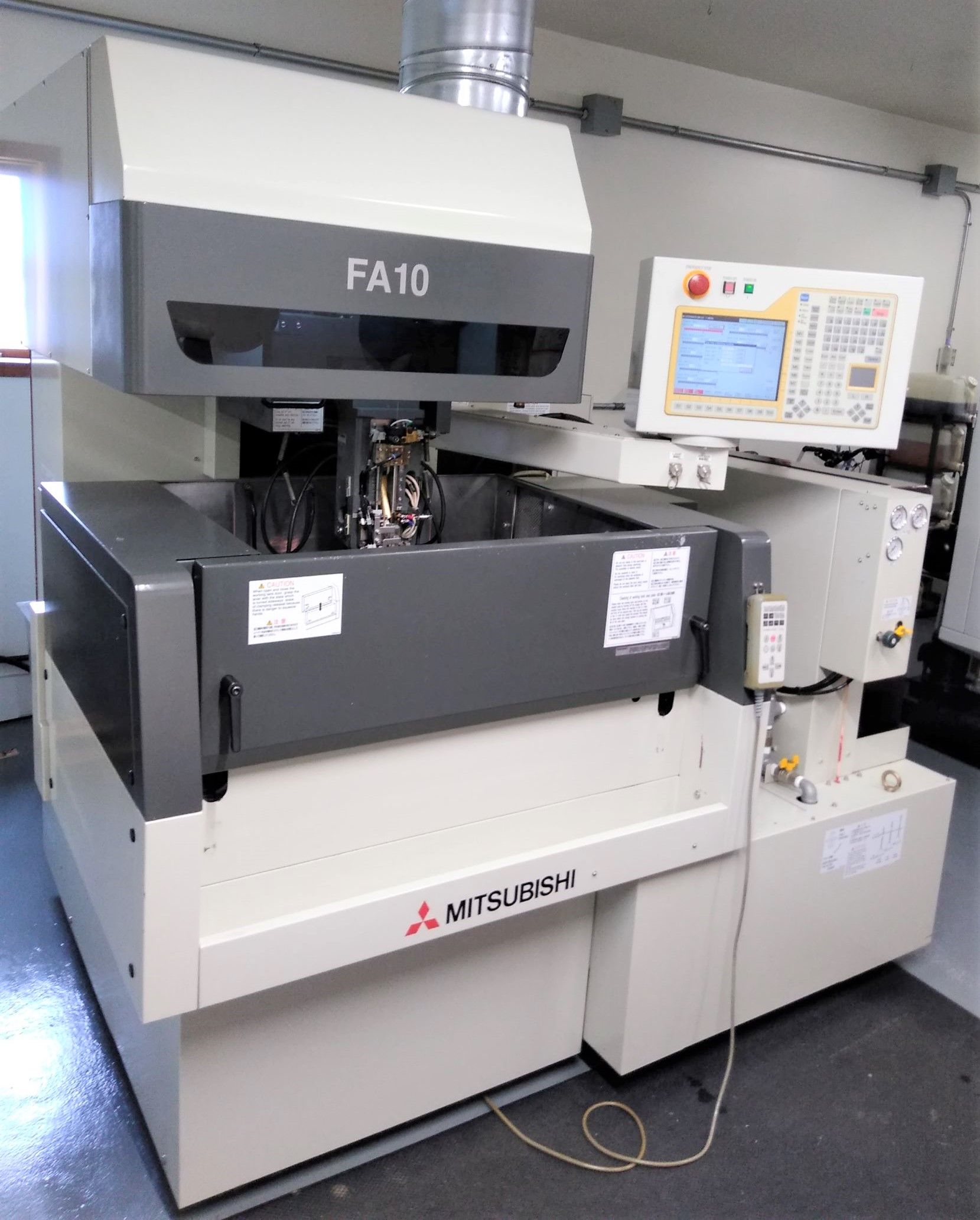 Used MITSUBISHI FA10 EDM 3960
