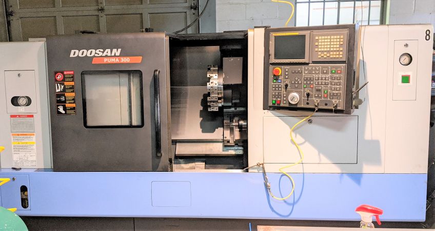 Used DOOSAN PUMA 300C CNC Lathe 4101