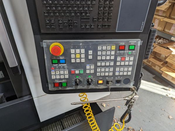 Used DOOSAN DNM4500S Vertical Machining Center 7689