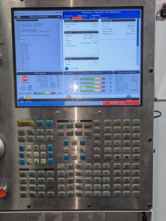 Used HAAS VF4SS Vertical Machining Center 7685