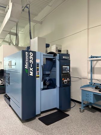 Used MATSUURA MX330 Vertical Machining Center 7771