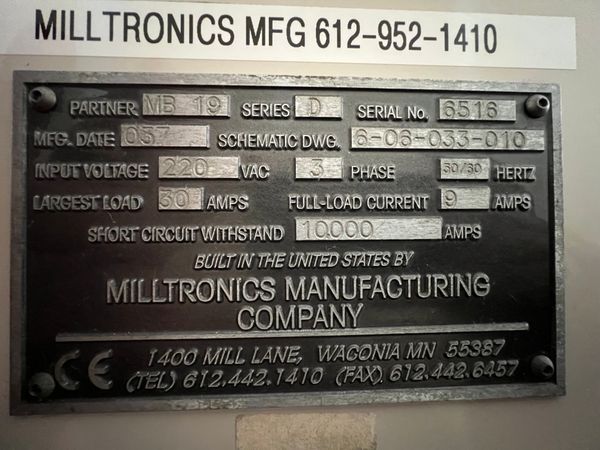 Used MILLTRONICS MB19 Vertical Machining Center 6624