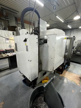 Used HAAS MINI MILL Vertical Machining Center 7561