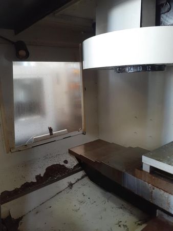 Used HAAS VF5 Vertical Machining Center 7161