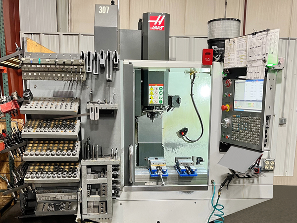 Used HAAS DM2 Vertical Machining Center #7379