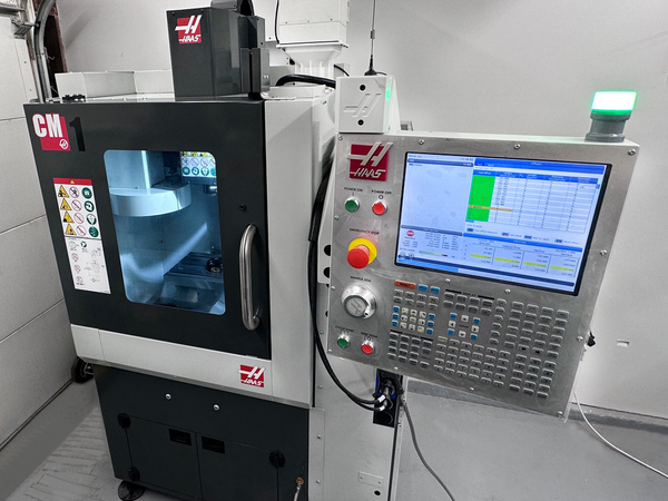Used HAAS CM1 Vertical Machining Center #8425
