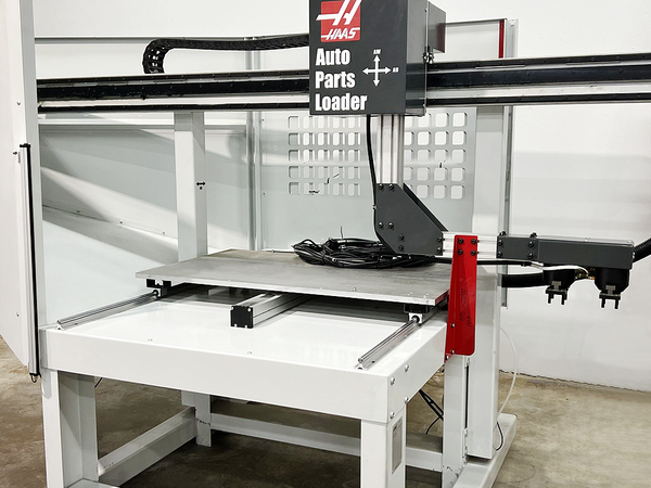 Used HAAS MILL AUTO PARTS LOADER Handling #8521