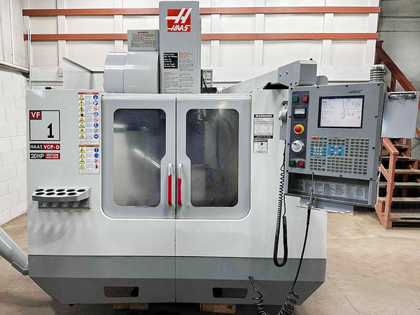 Used HAAS VF1 Vertical Machining Center #8555