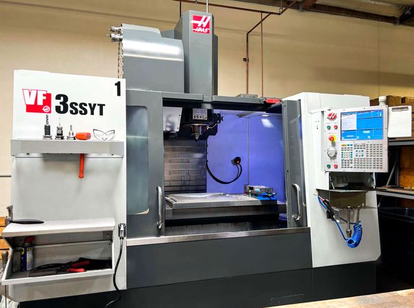 Used HAAS VF3SSYT Vertical Machining Center #8408
