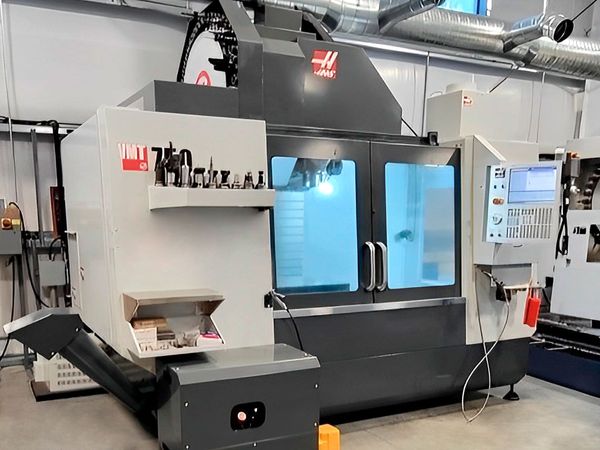 Used HAAS VMT750 Vertical Machining Center #7944