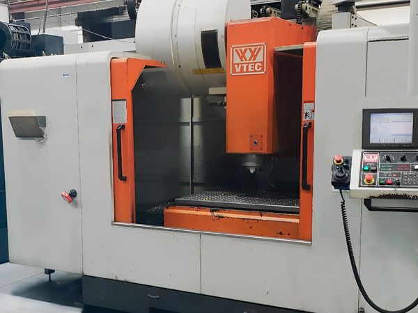 Used VTEC DV1470 Vertical Machining Center #8072