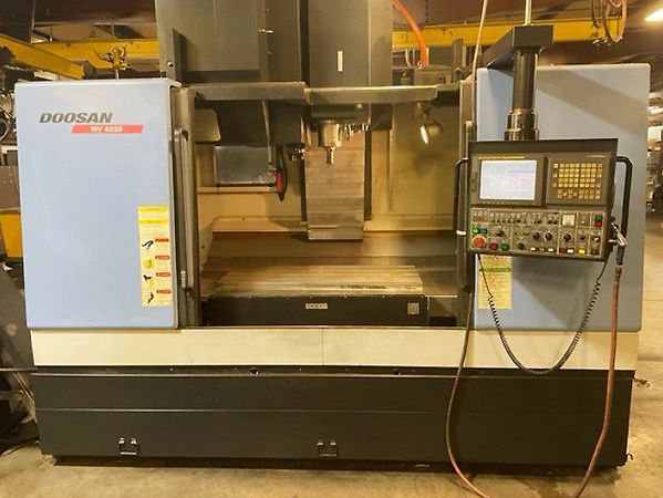 Used DOOSAN DMV4020 Vertical Machining Center #9235
