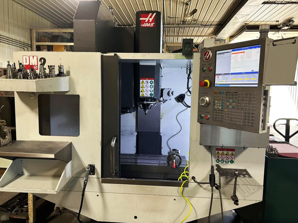 Used HAAS DM2 Vertical Machining Center #8919