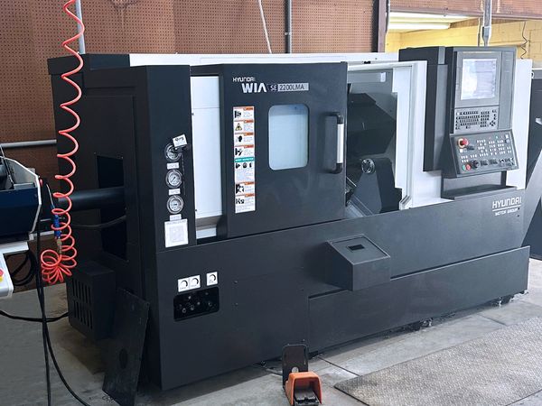 Used HYUNDAI WIA 2200LMA CNC Lathe #10407