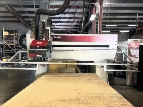 Used KOMO VR512MACH2S Router #11110