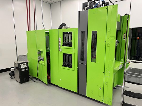 Used ENGEL 40T Injection Molding #10915