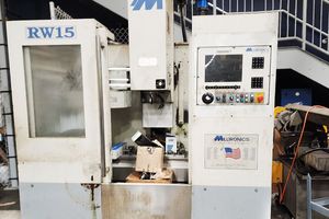 Used MILLTRONICS RW15 Vertical Machining Center #10169