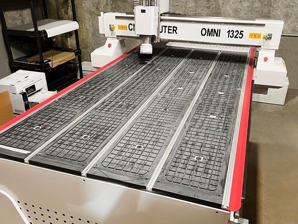 Used OMNITECH OMNI1325E Router #10131