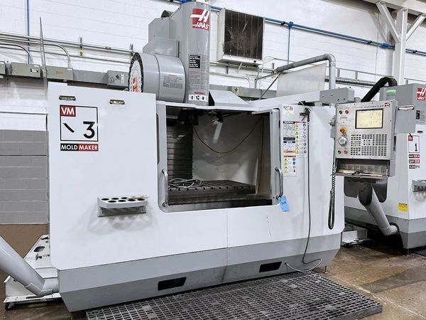 Used HAAS VM3 Vertical Machining Center #10595