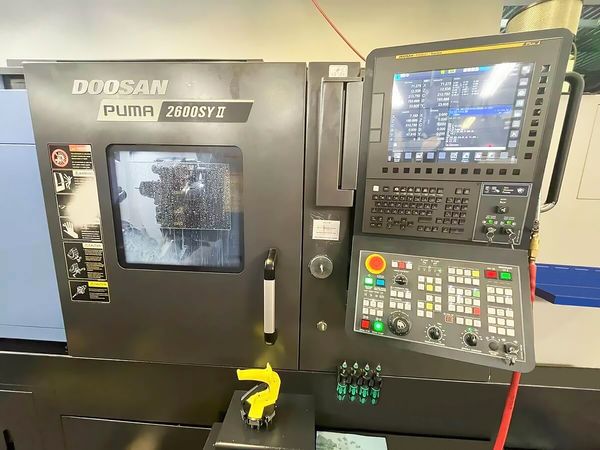 Used DOOSAN PUMA 2600SY-II CNC Lathe #11911