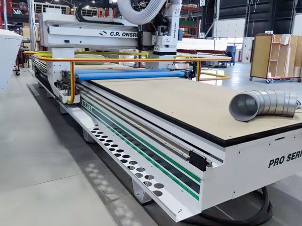 Used C.R. ONSRUD 289G18R Router #12632