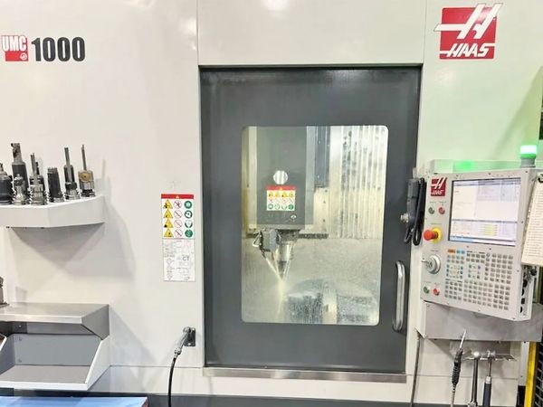 Used HAAS UMC1000 Vertical Machining Center #13209