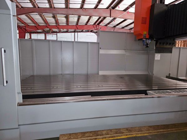 Used VISION WIDE SM4122 Vertical Machining Center #13914